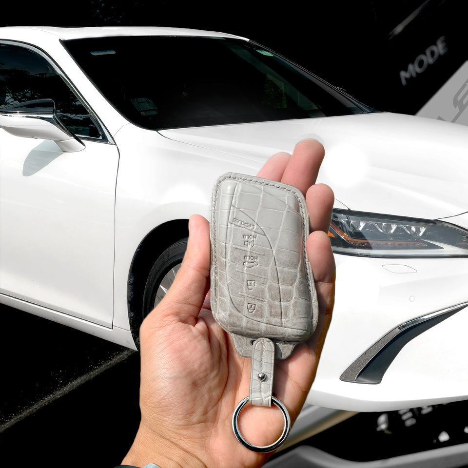 Bespoke Key Fob Cover in Grey Himalayan Crocodile – Solitaire Official