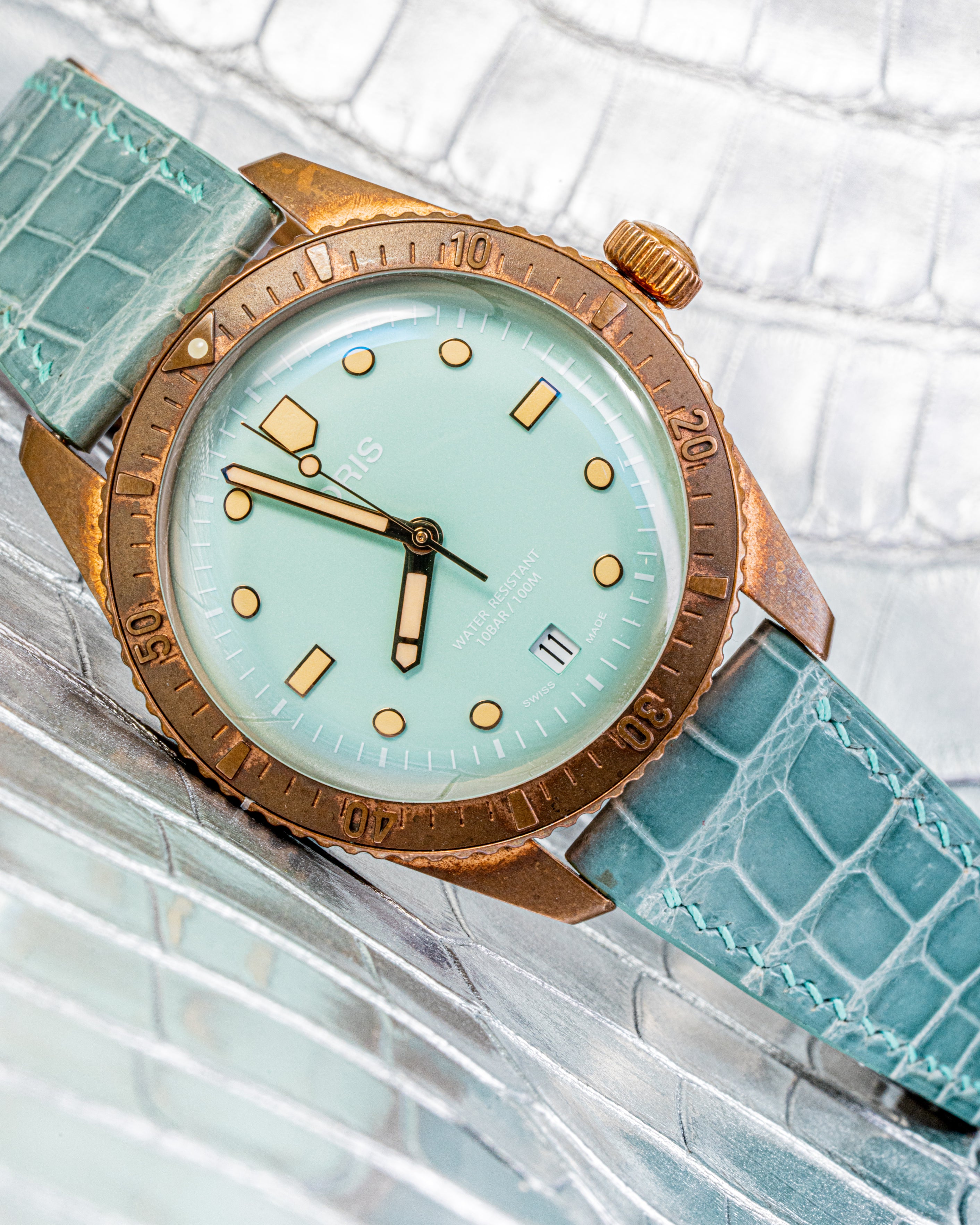Bespoke Watch Straps in Tiffany Blue Crocodile – Solitaire Official