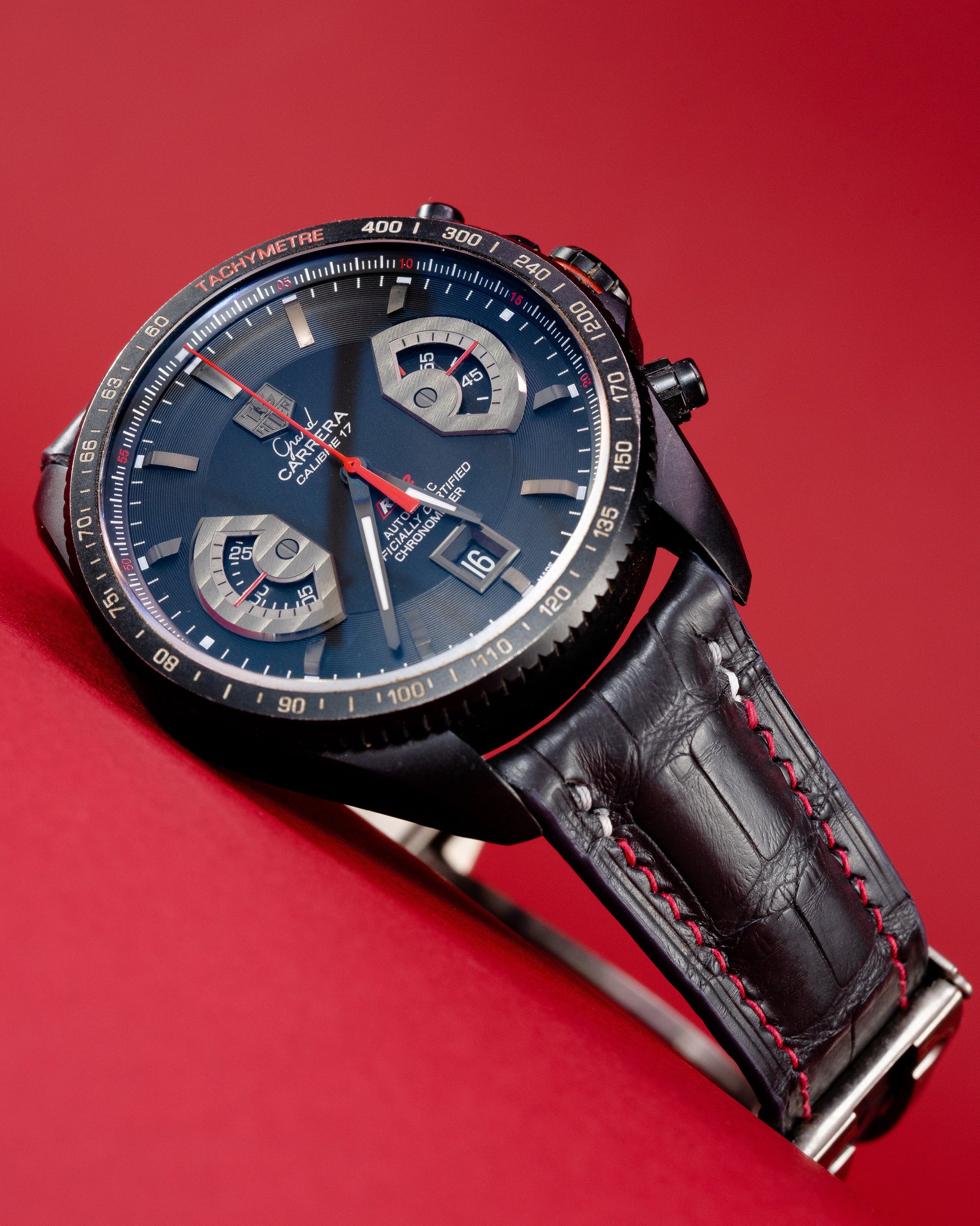 Bespoke Watch Strap in Graphite Grey Alligator – Solitaire Official