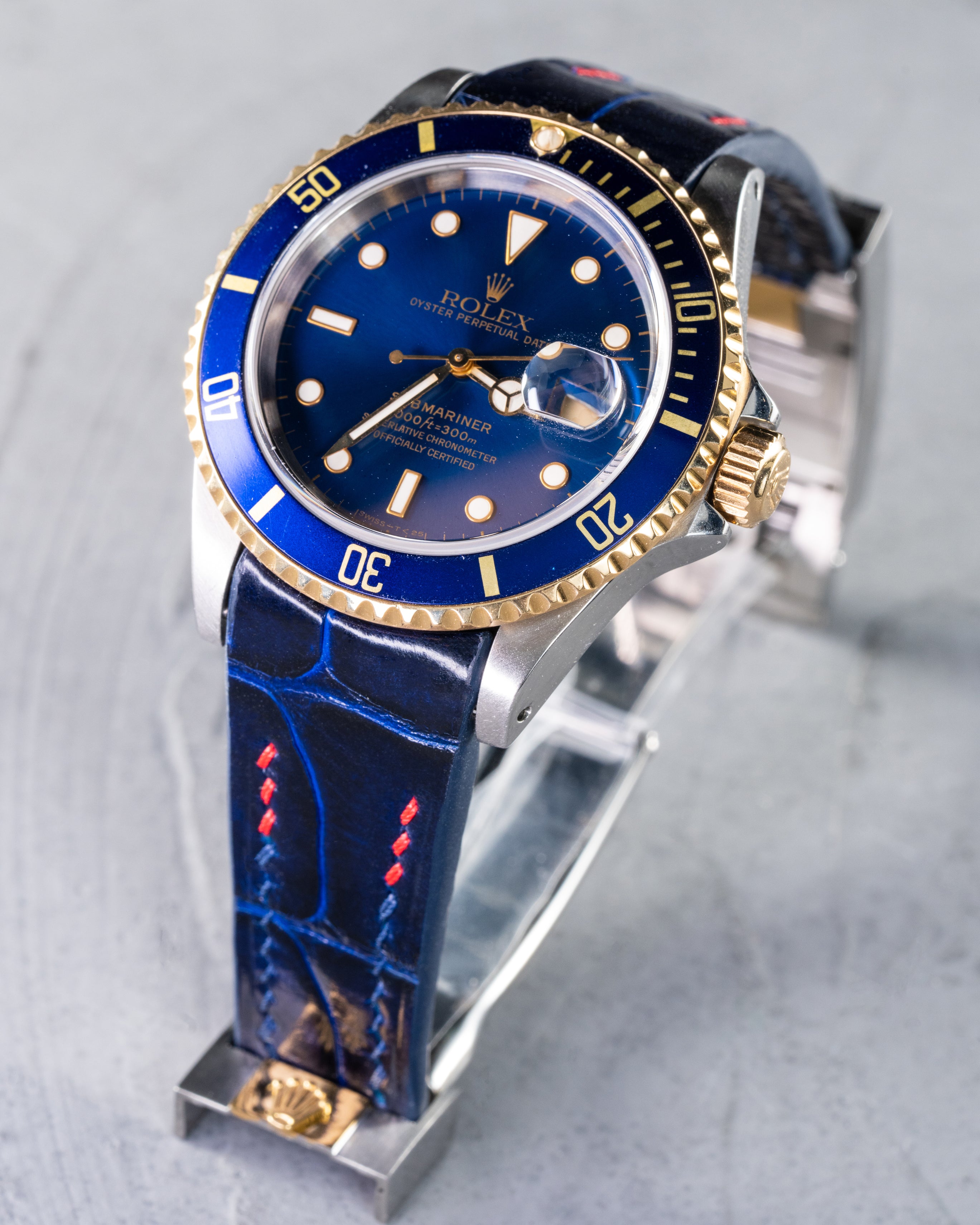 Bespoke Watch Strap in Electric Blue Crocodile – Solitaire Official