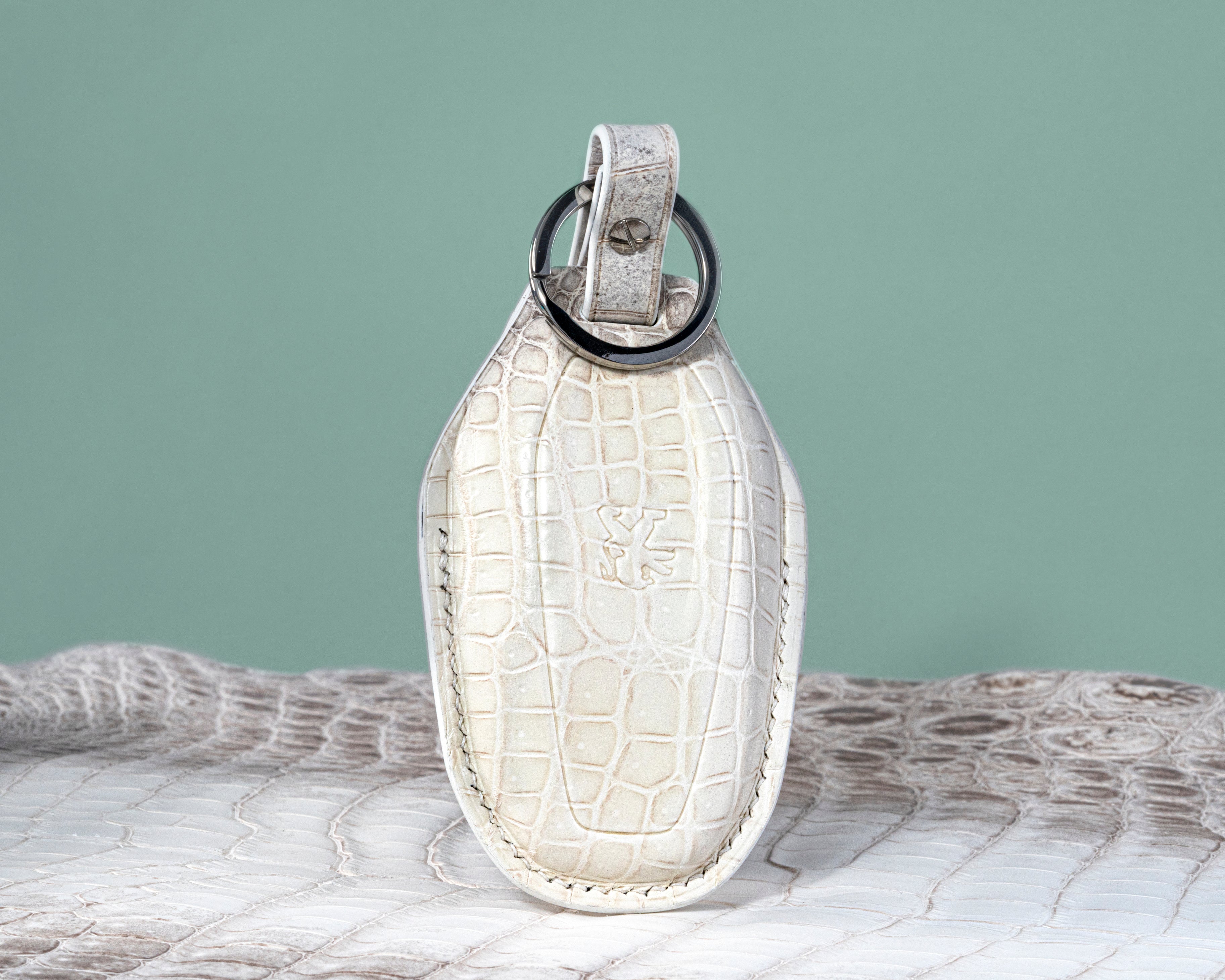 Bespoke Key Fob Cover in Natural Himalayan Crocodile – Solitaire Official