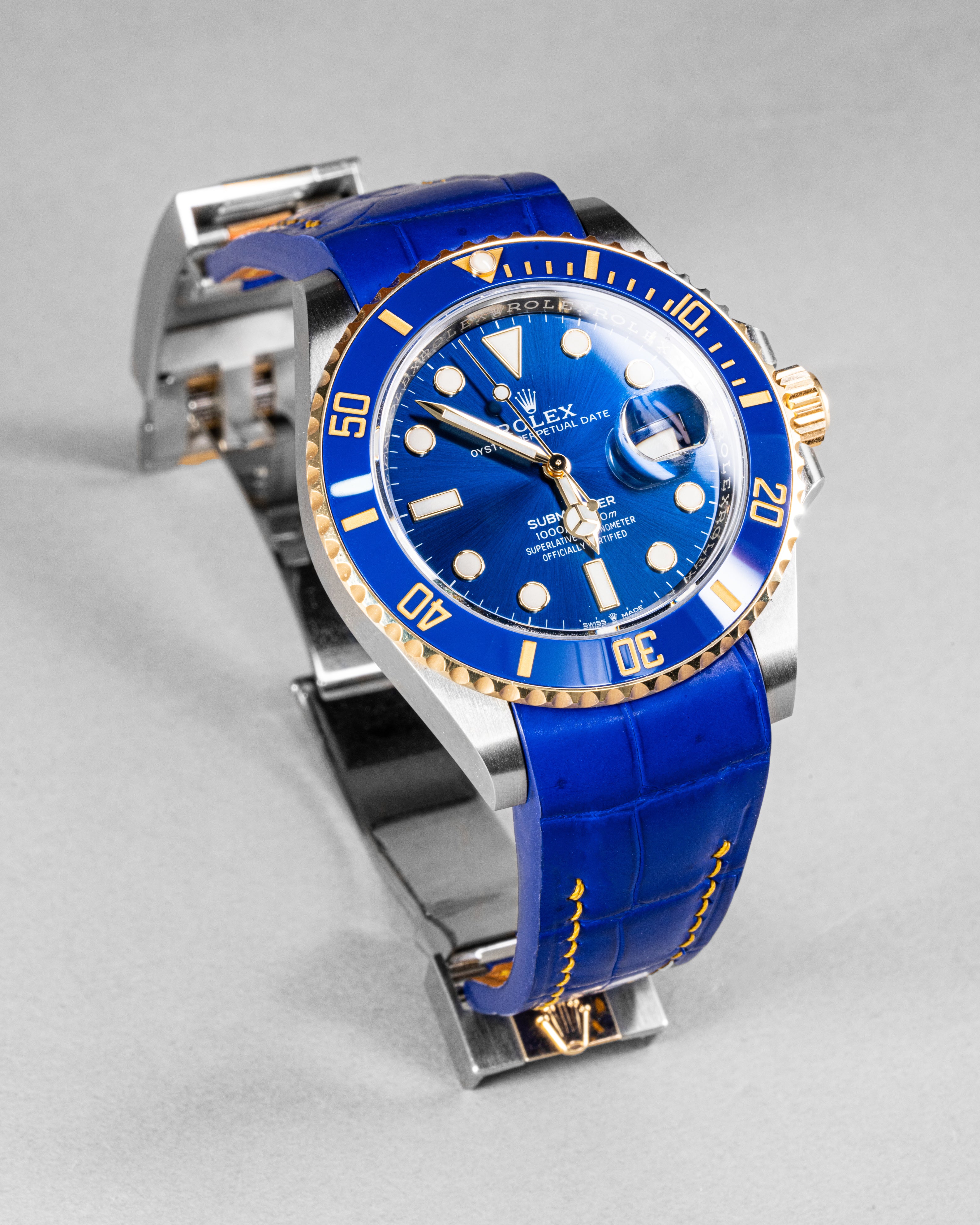 Bespoke Watch Strap in Electric Blue Crocodile – Solitaire Official