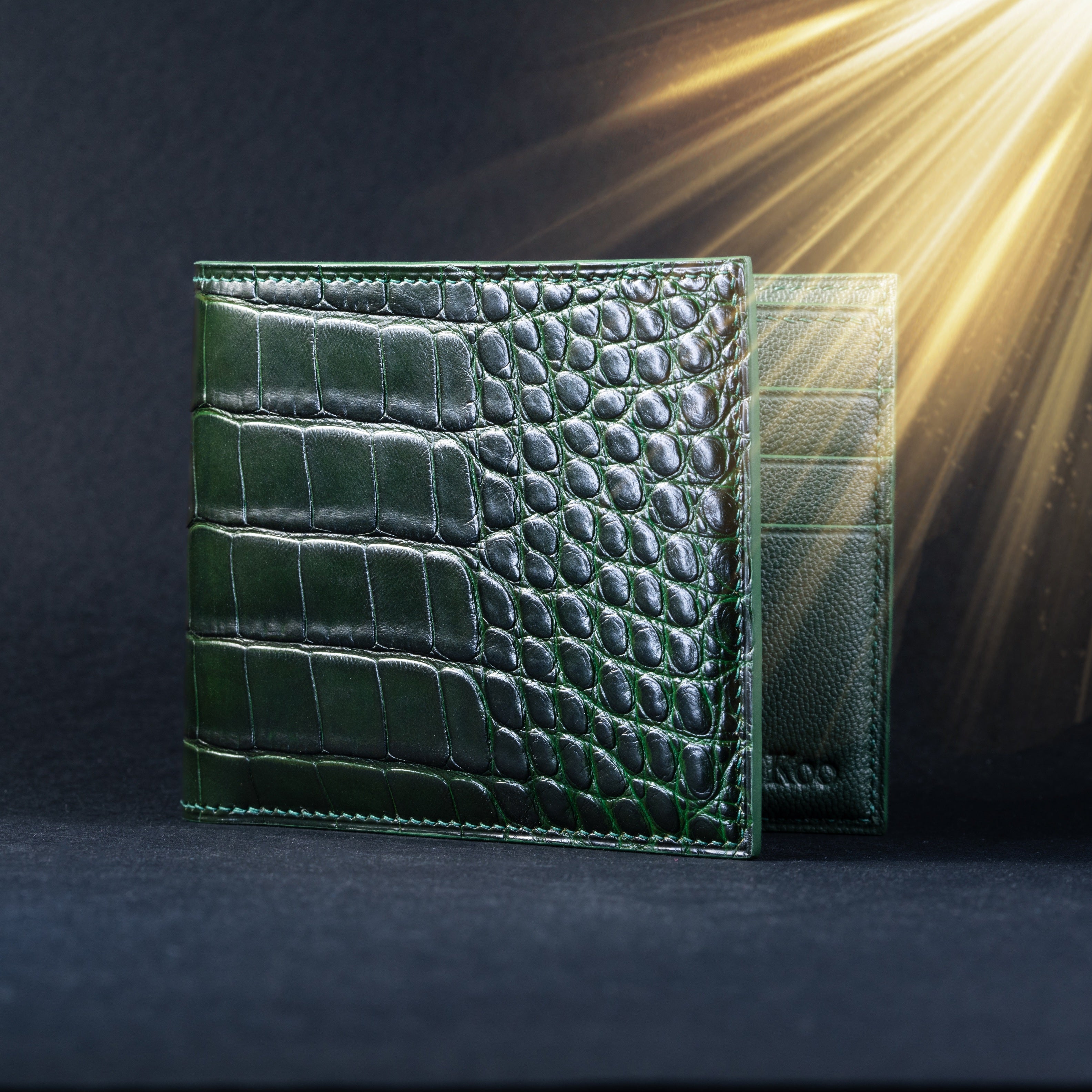 Bespoke Bifold Wallet in Hunter Green Crocodile – Solitaire Official