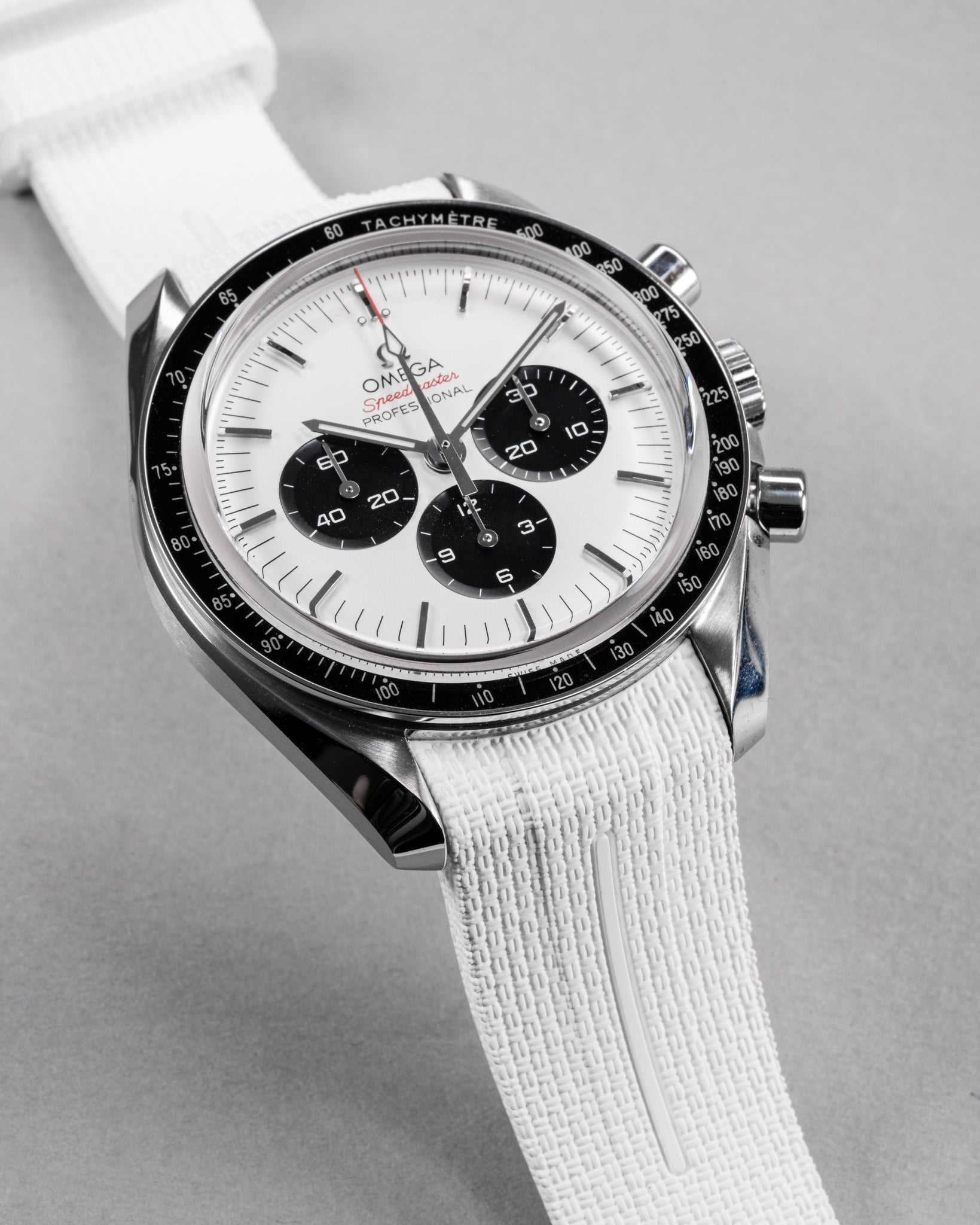 Solitaire Rubber straps in Arctic White for Omega Speedmaster ...