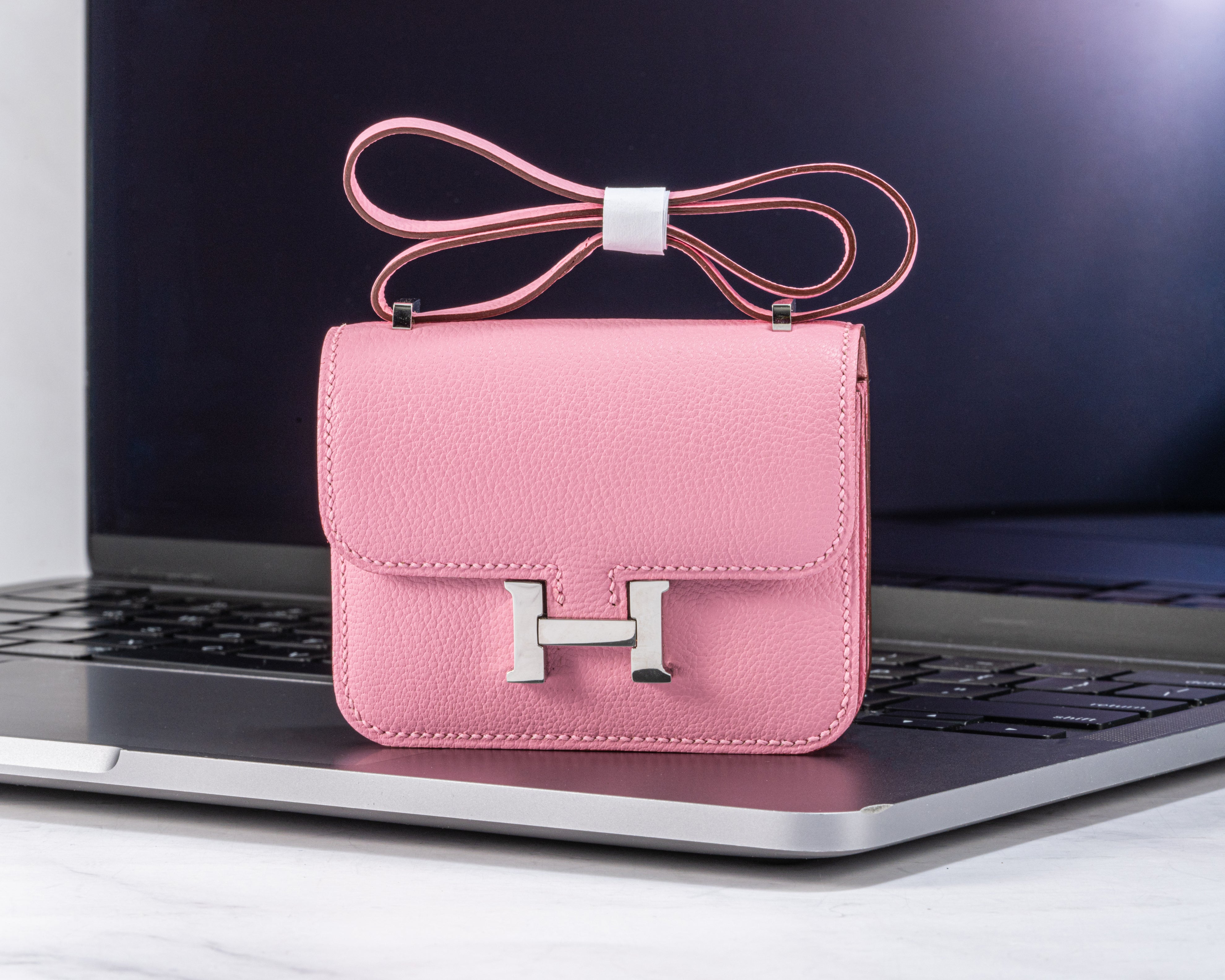 Peony Luxe Mini Bag Charm – Solitaire Official