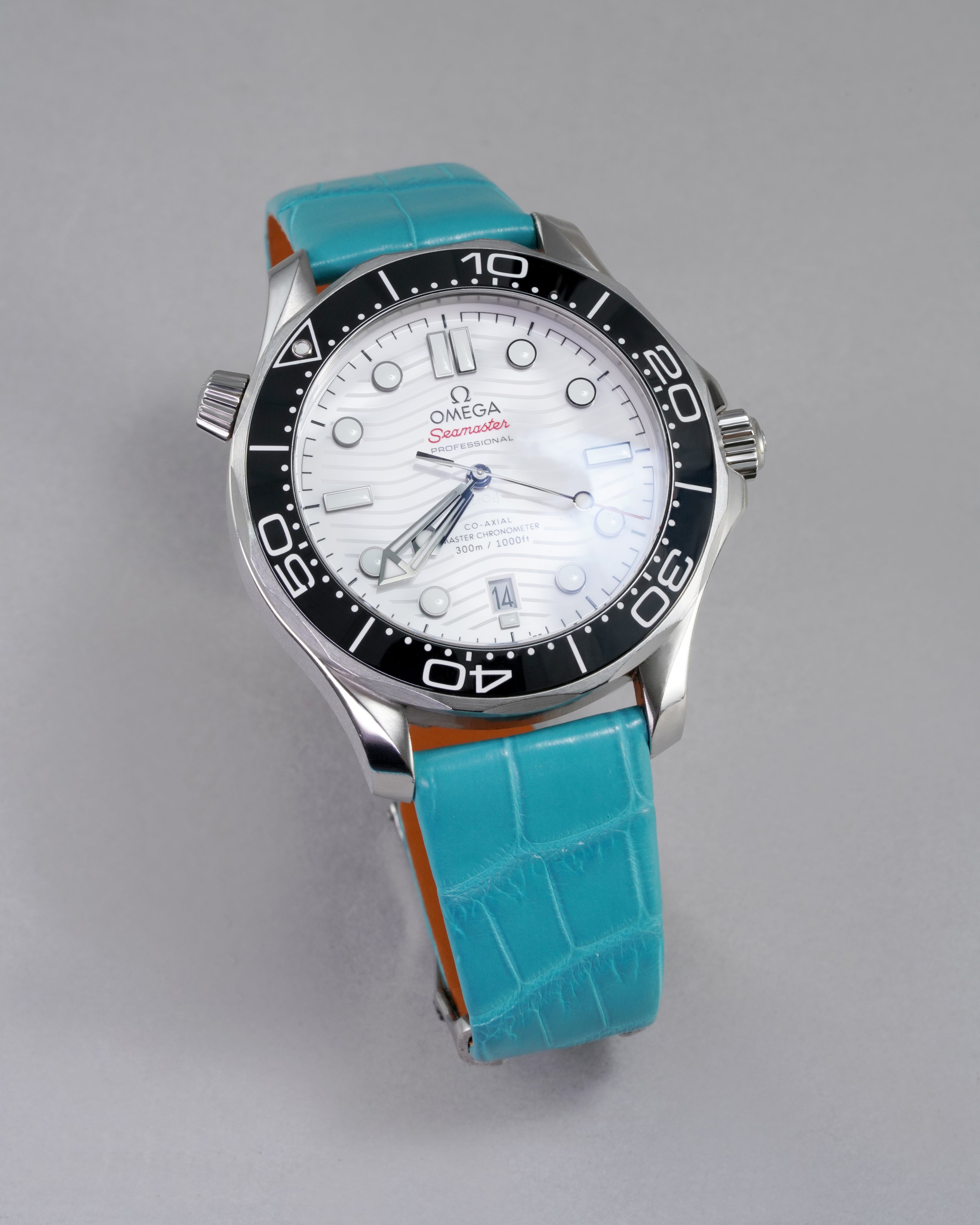 Bespoke Watch Strap in Turquoise Crocodile – Solitaire Official