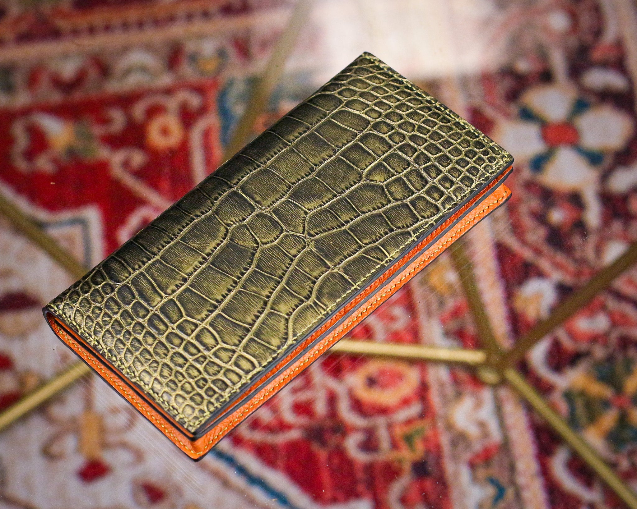 Bespoke Long Wallet in Gold Brushed Alligator – Solitaire Official