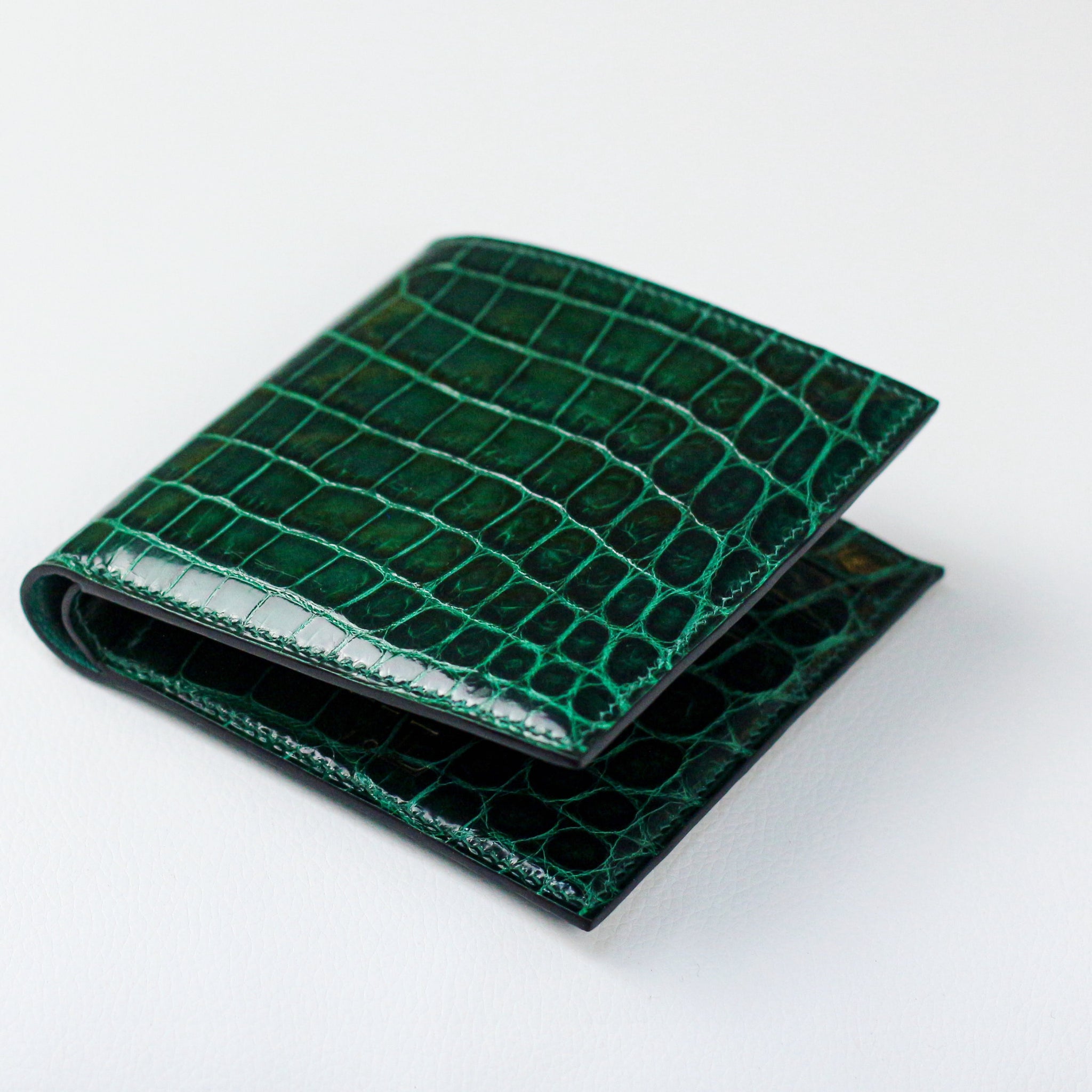 Bespoke Bifold Wallet in Hunter Green Crocodile – Solitaire Official