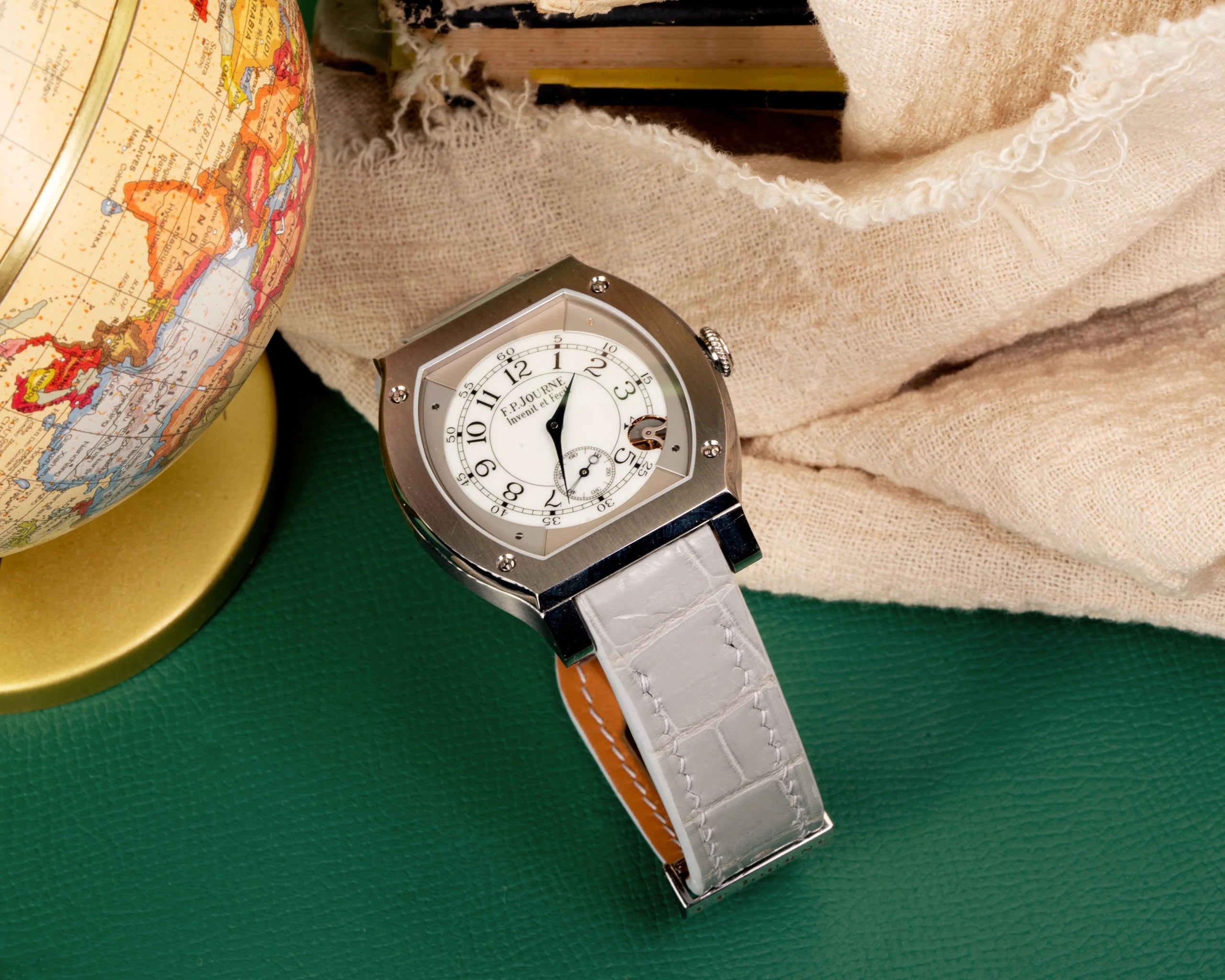 Bespoke Watch Strap in Rhino Grey Crocodile – Solitaire Official