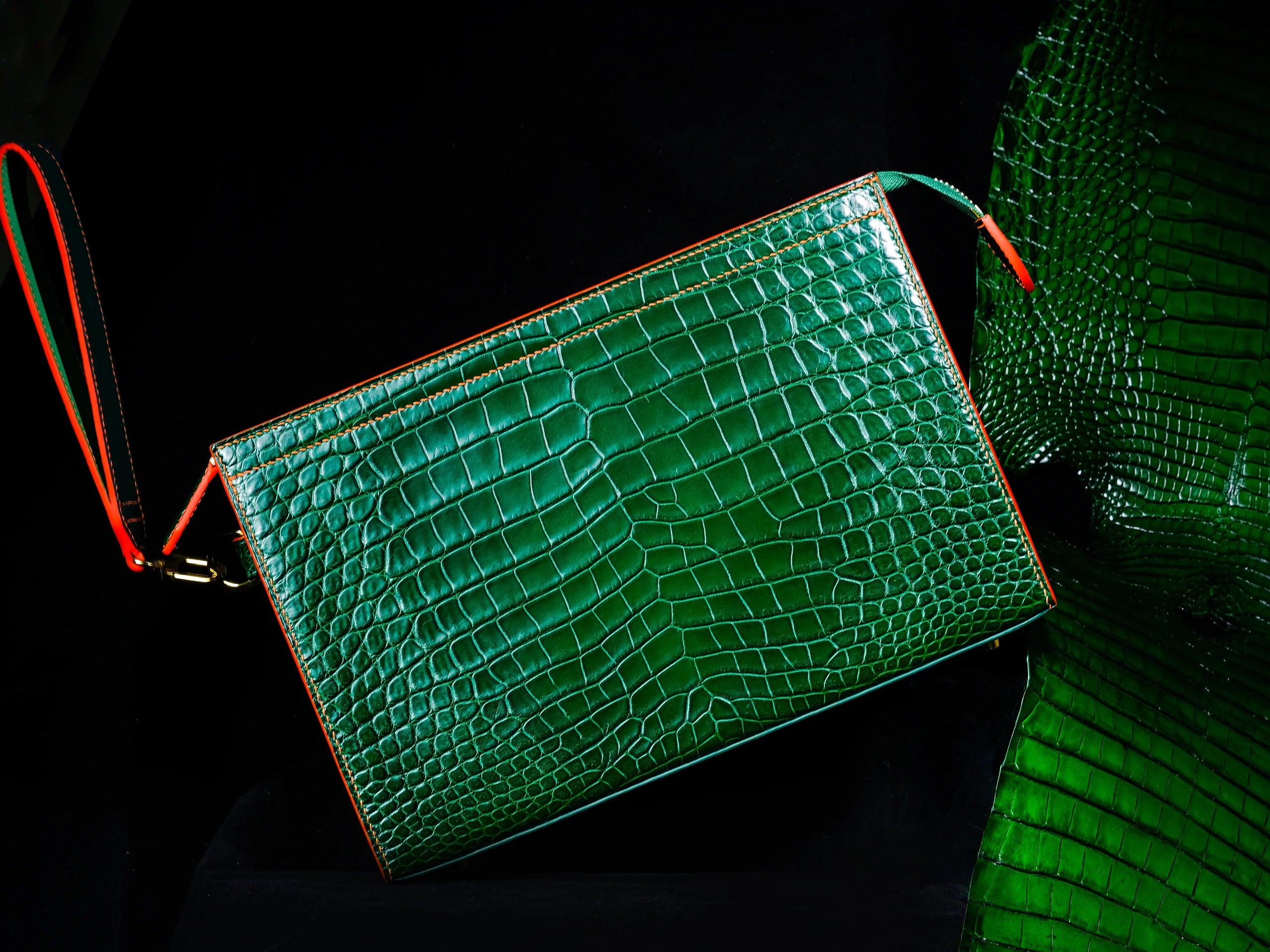 Bespoke Clutch Bag in Pine Green Crocodile – Solitaire Official