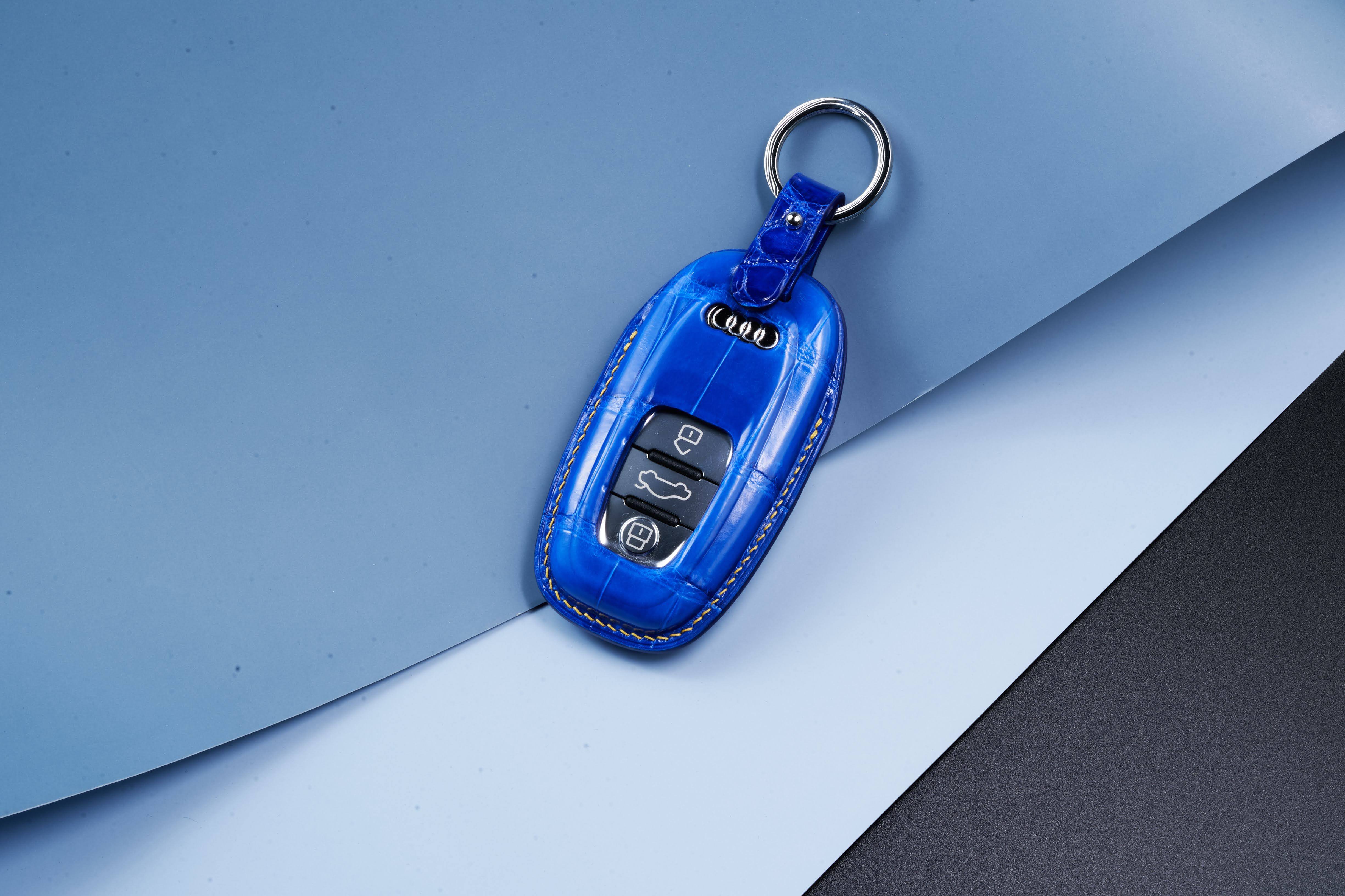 Bespoke Key Fob Cover in Electric Blue Crocodile – Solitaire Official