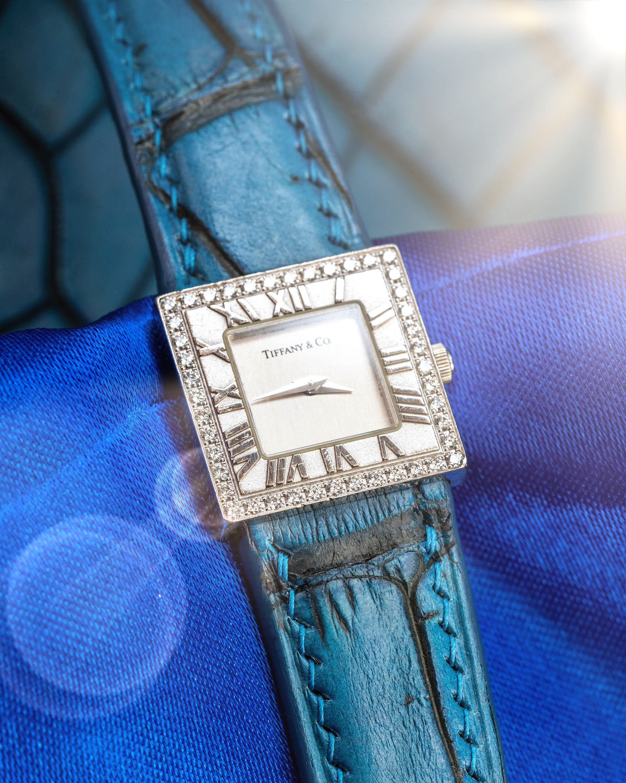 Bespoke Watch Strap in Ceramic Blue Alligator – Solitaire Official