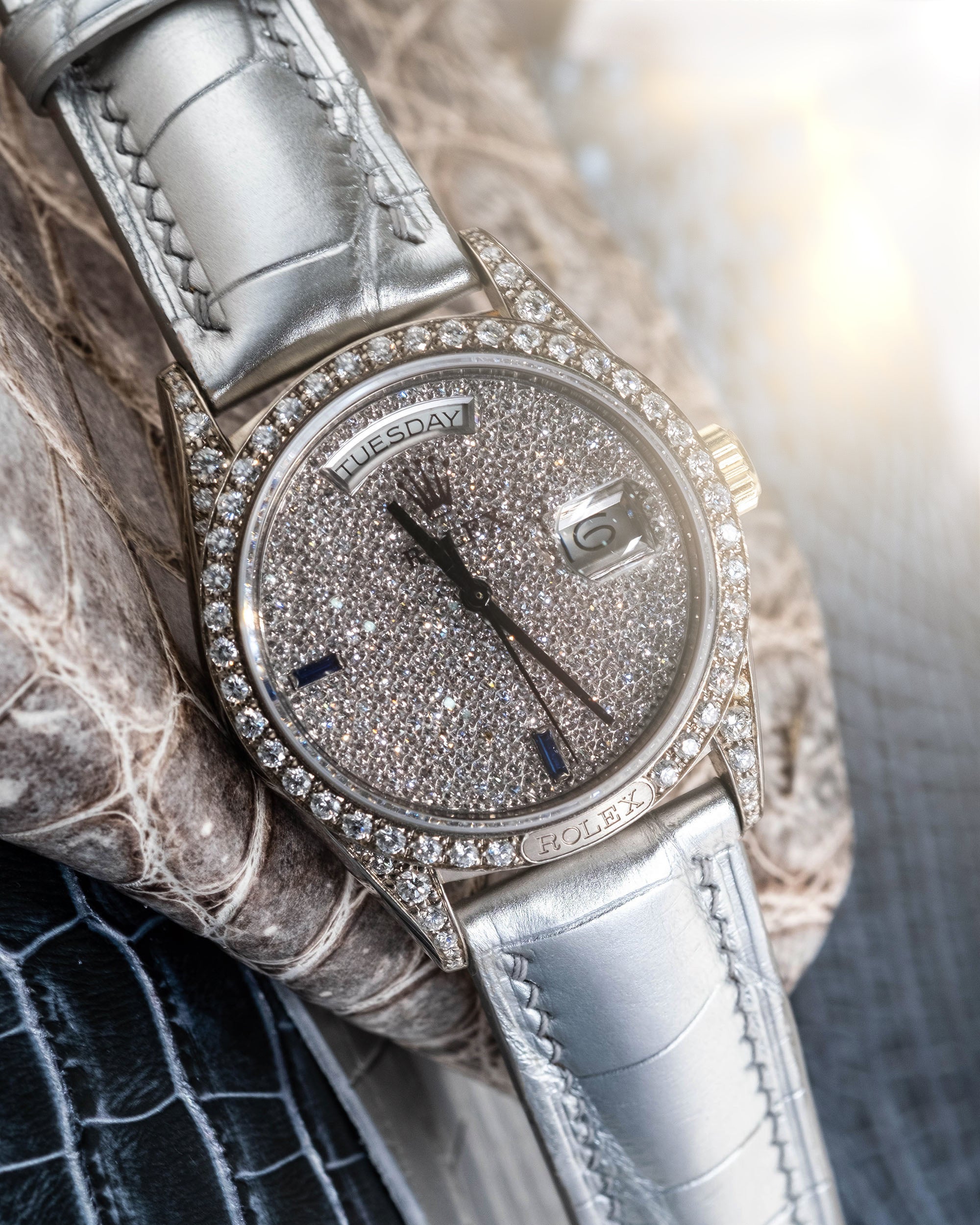 Bespoke Watch Strap in Metallic Silver Alligator – Solitaire Official