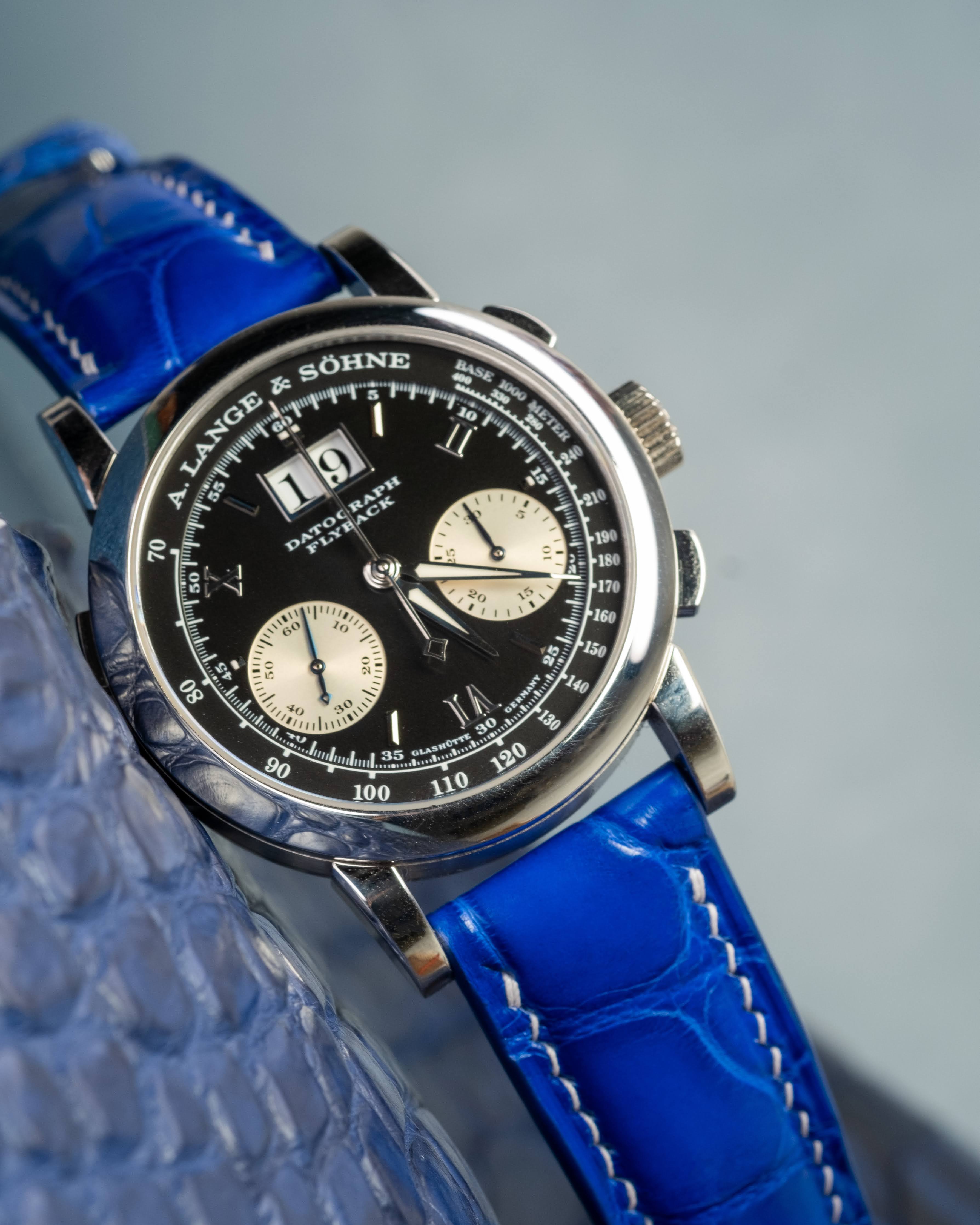Bespoke Watch Strap in Electric Blue Crocodile – Solitaire Official
