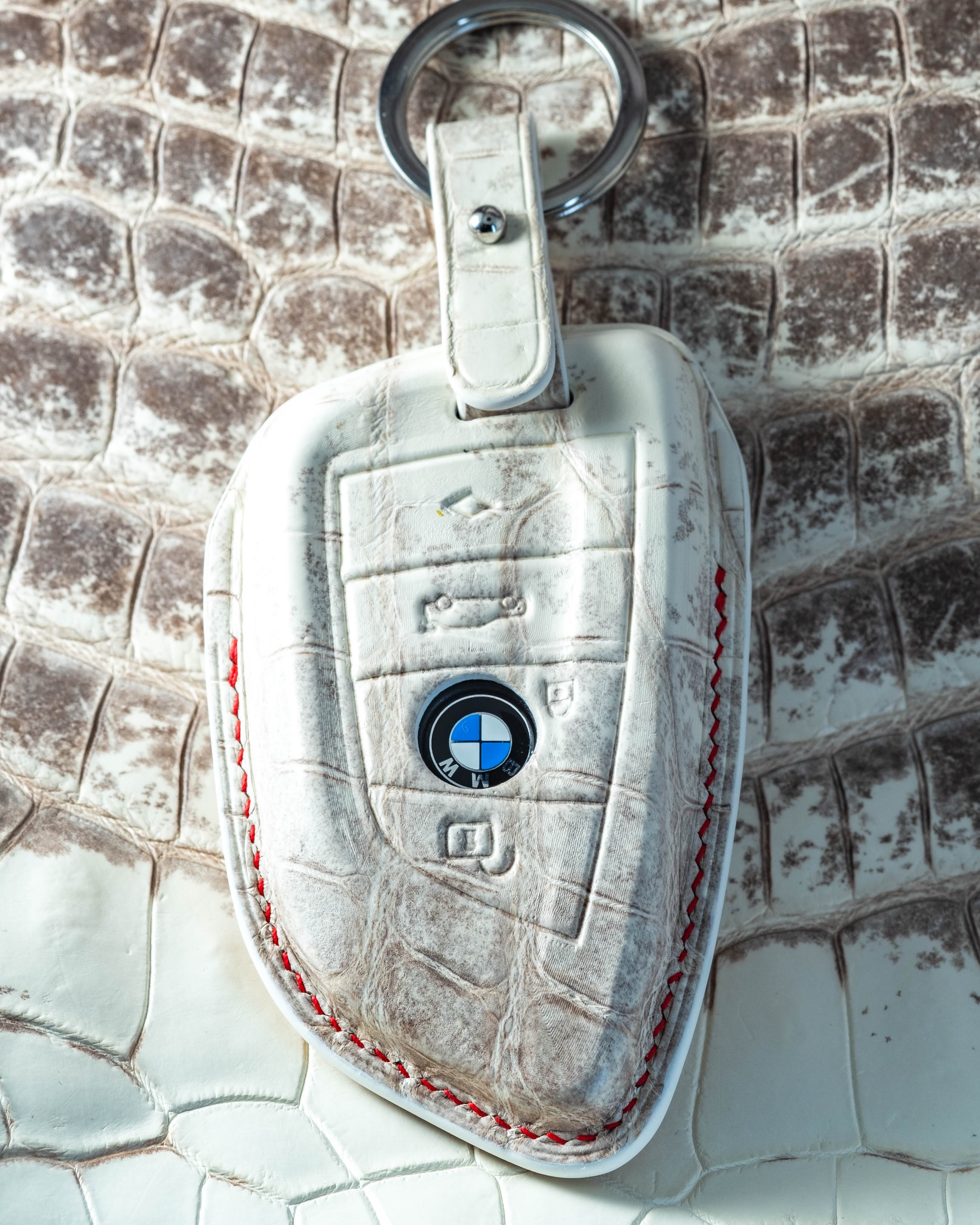 Bespoke Key Fob Cover in Natural Himalayan Crocodile – Solitaire Official