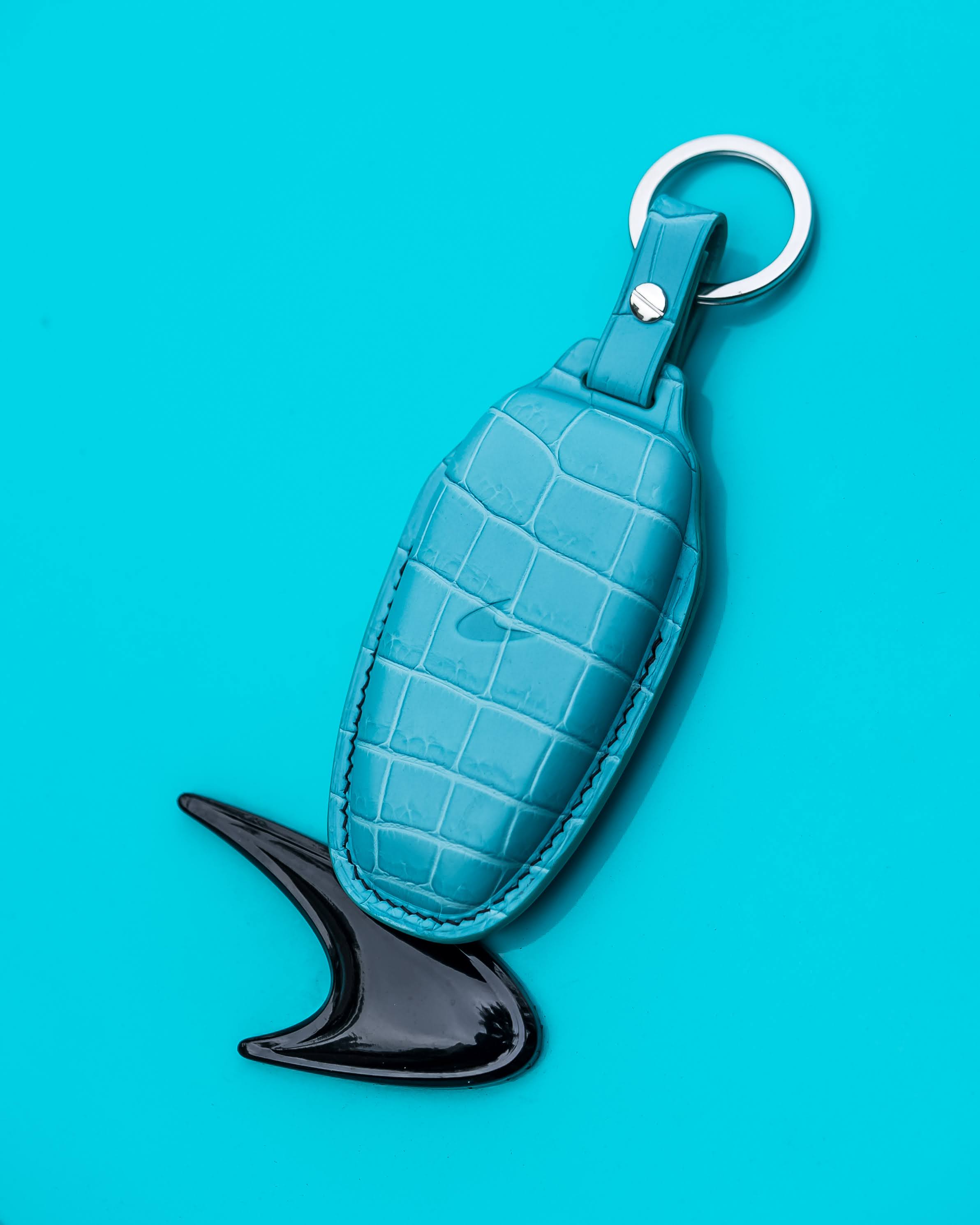 Bespoke Key Fob Cover in Turquoise Blue Crocodile – Solitaire Official