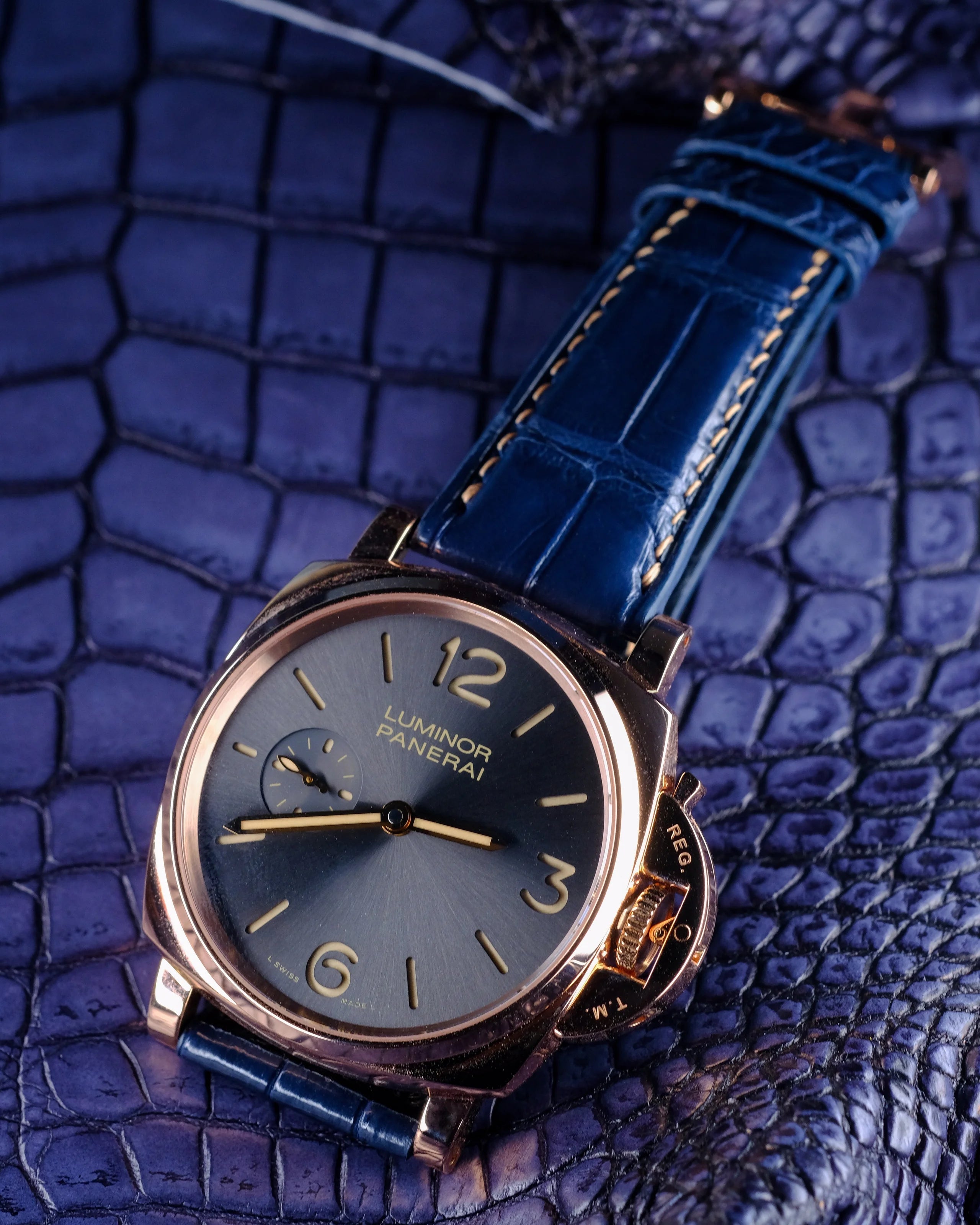 Bespoke Watch Strap in Electric Blue Crocodile – Solitaire Official