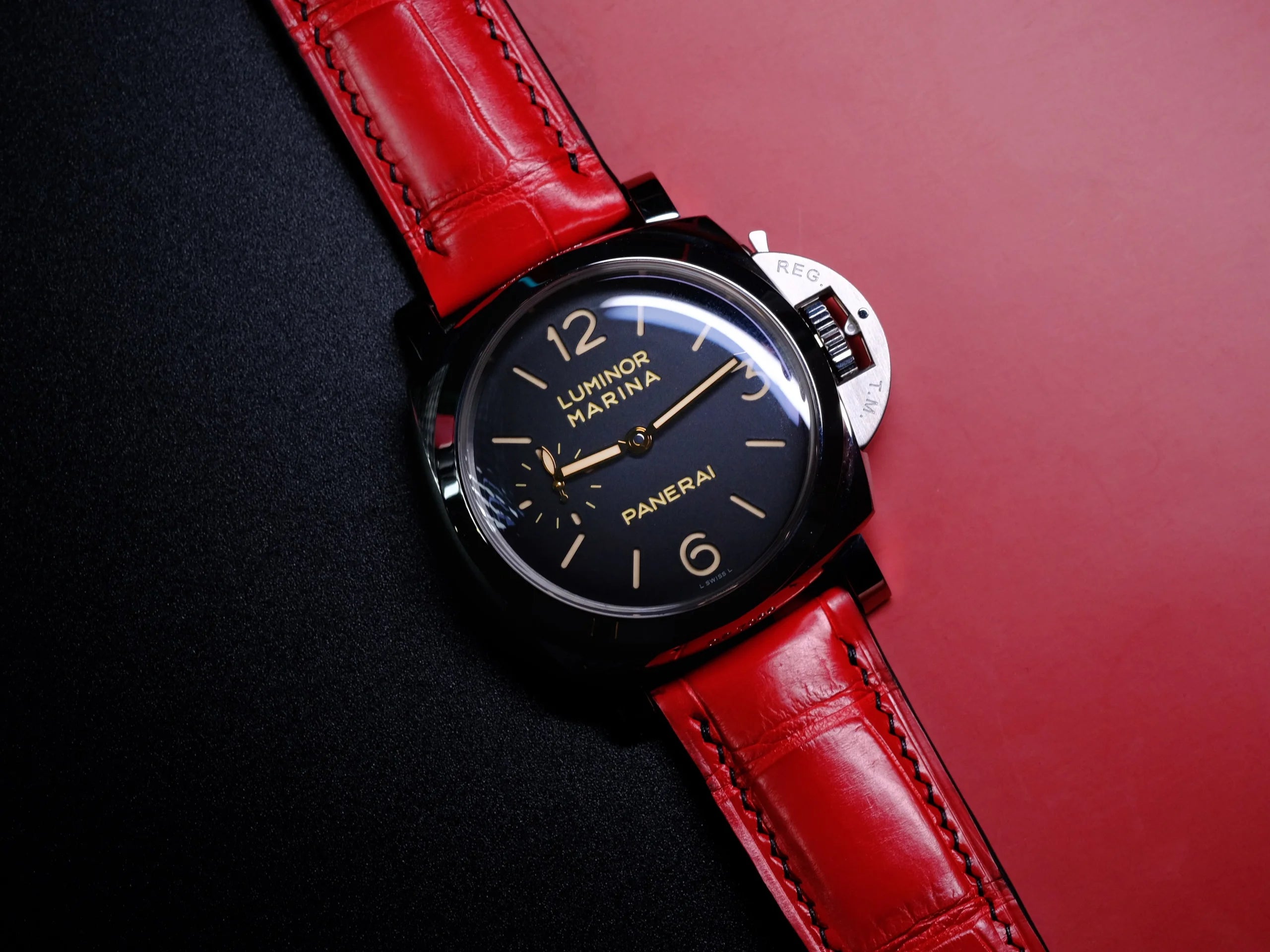 Bespoke Watch Strap in Ferrari Red Crocodile – Solitaire Official